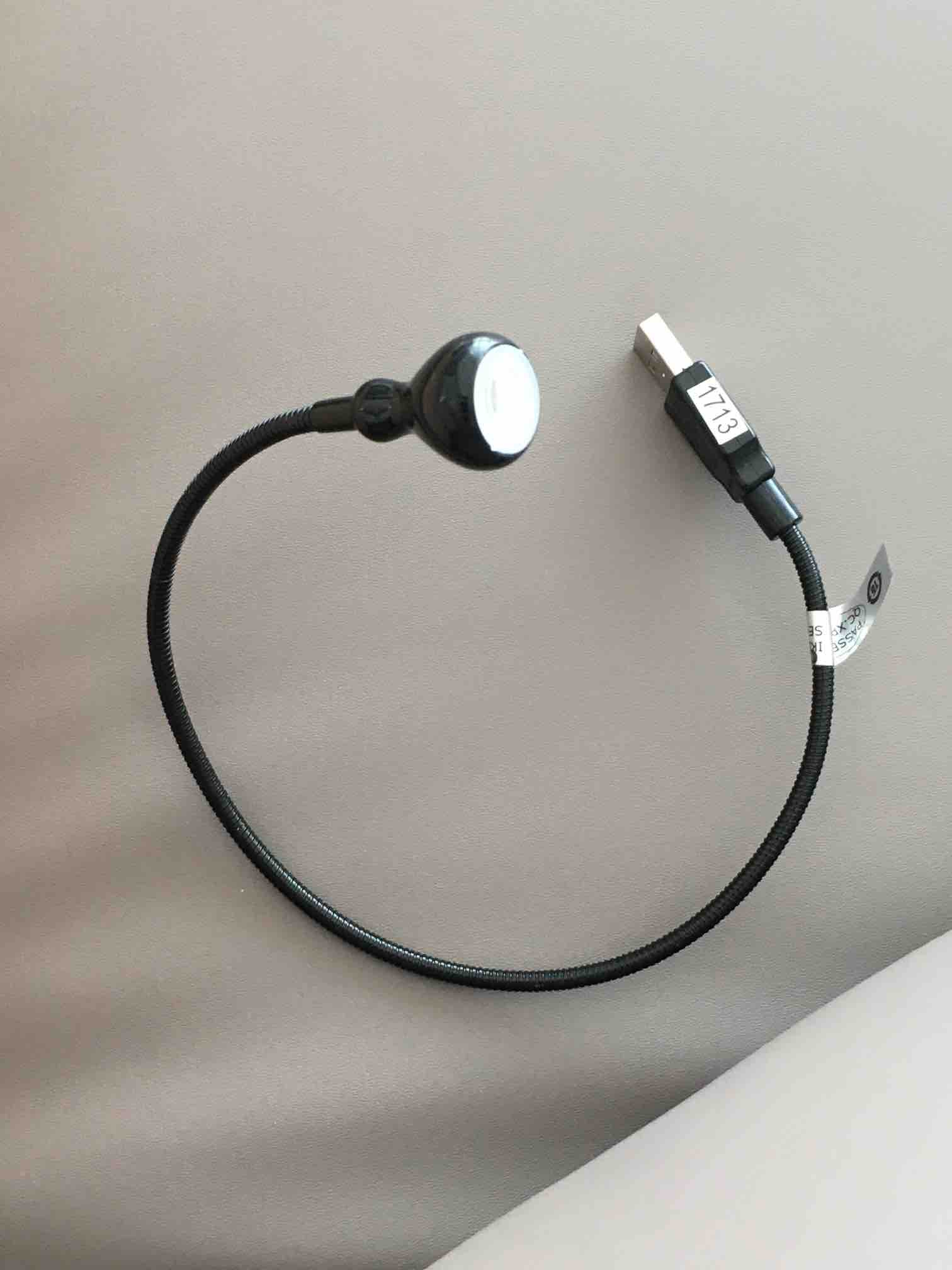 IKEA usb led小桌燈 - GC贈物網