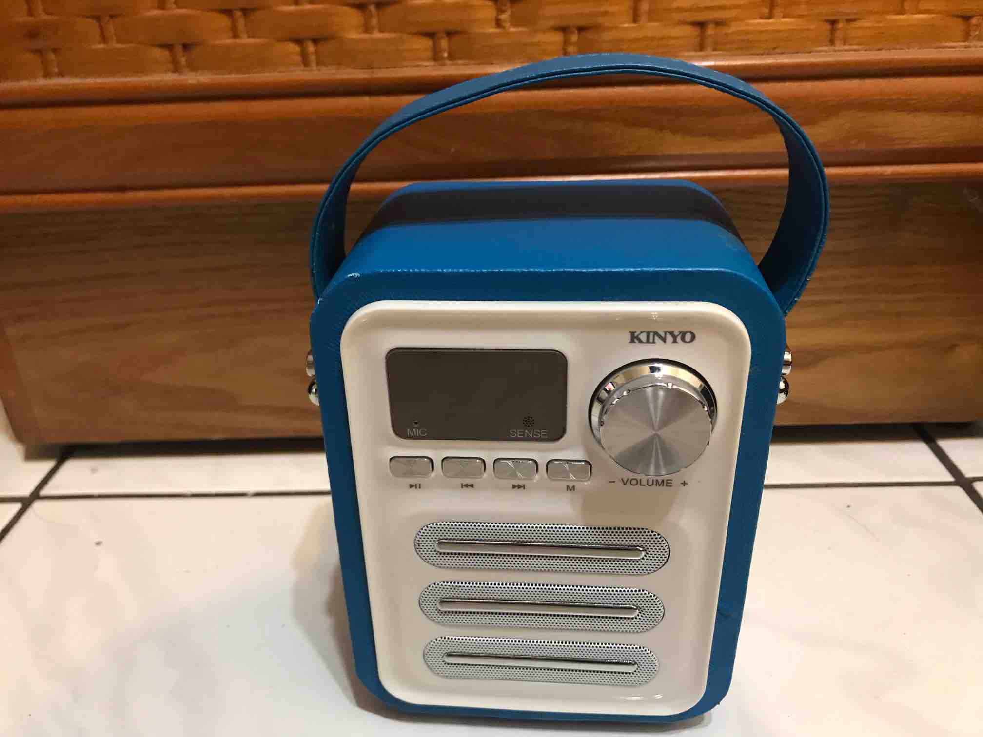 [無法充電]KINYO潮流木質藍牙喇叭 - GC贈物網