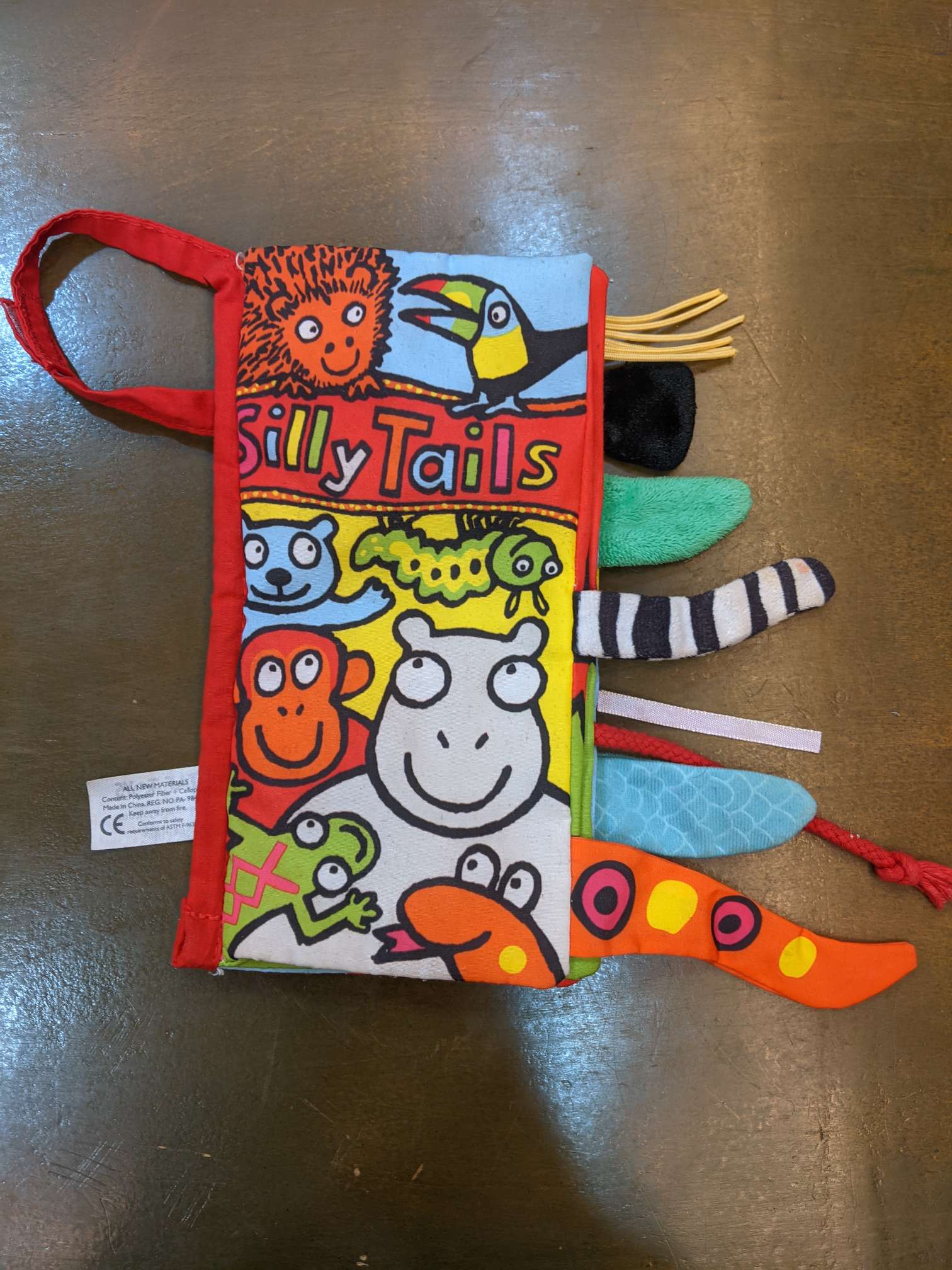 Silly Tails寶寶布書 - GC贈物網