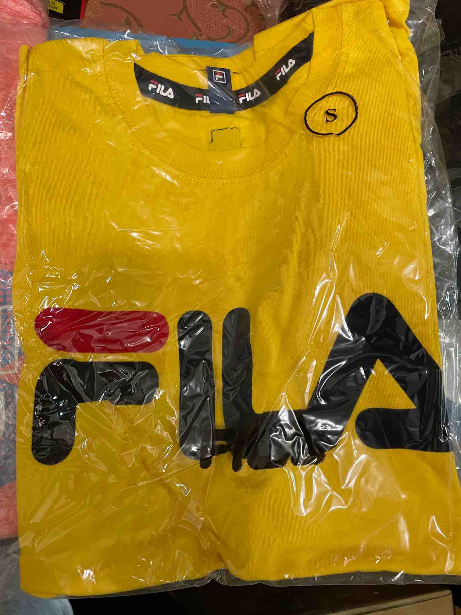 FILA黃色短T - GC贈物網