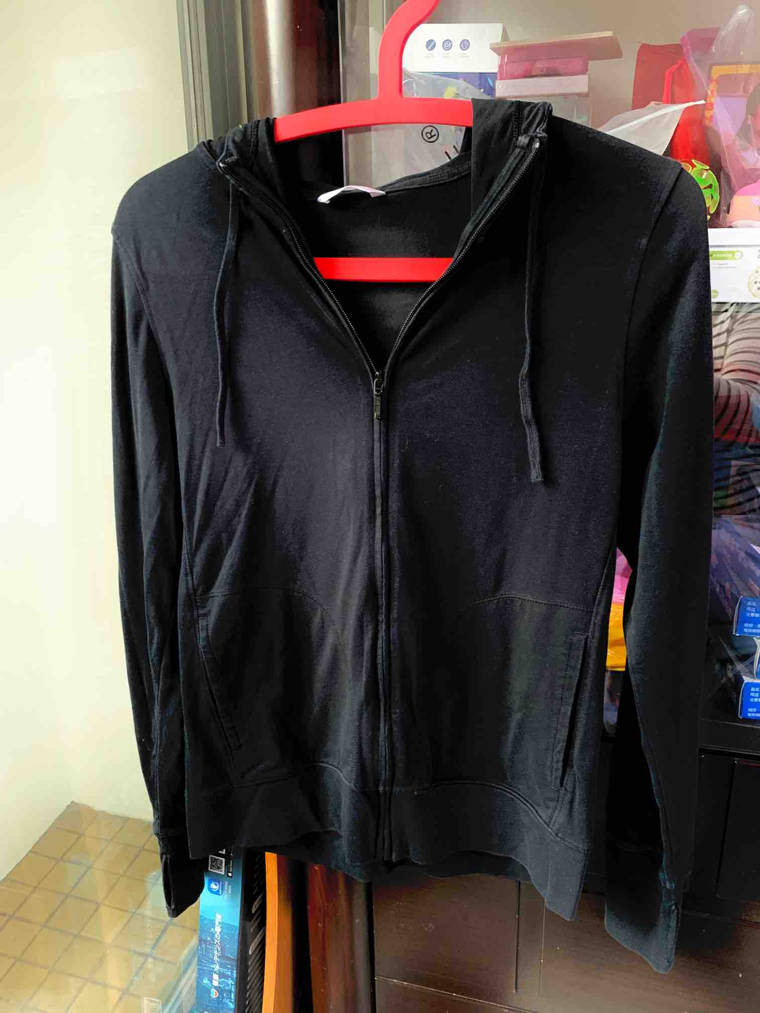 lativ有帽薄外套 - GC贈物網