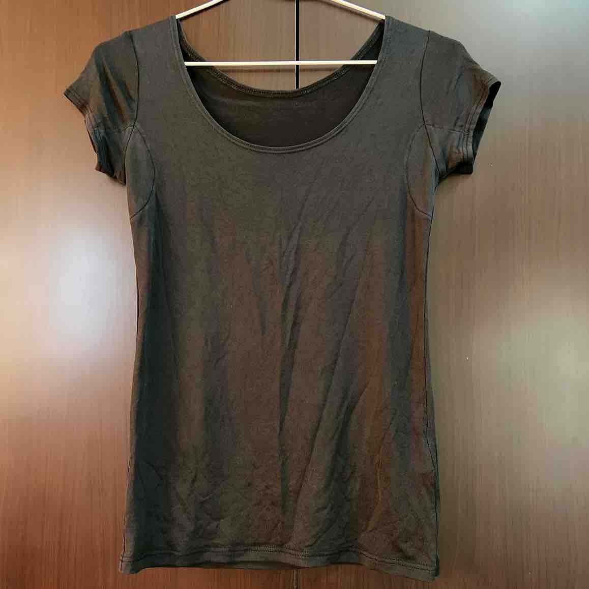 uniqlo AIRism U領 短袖T - GC贈物網