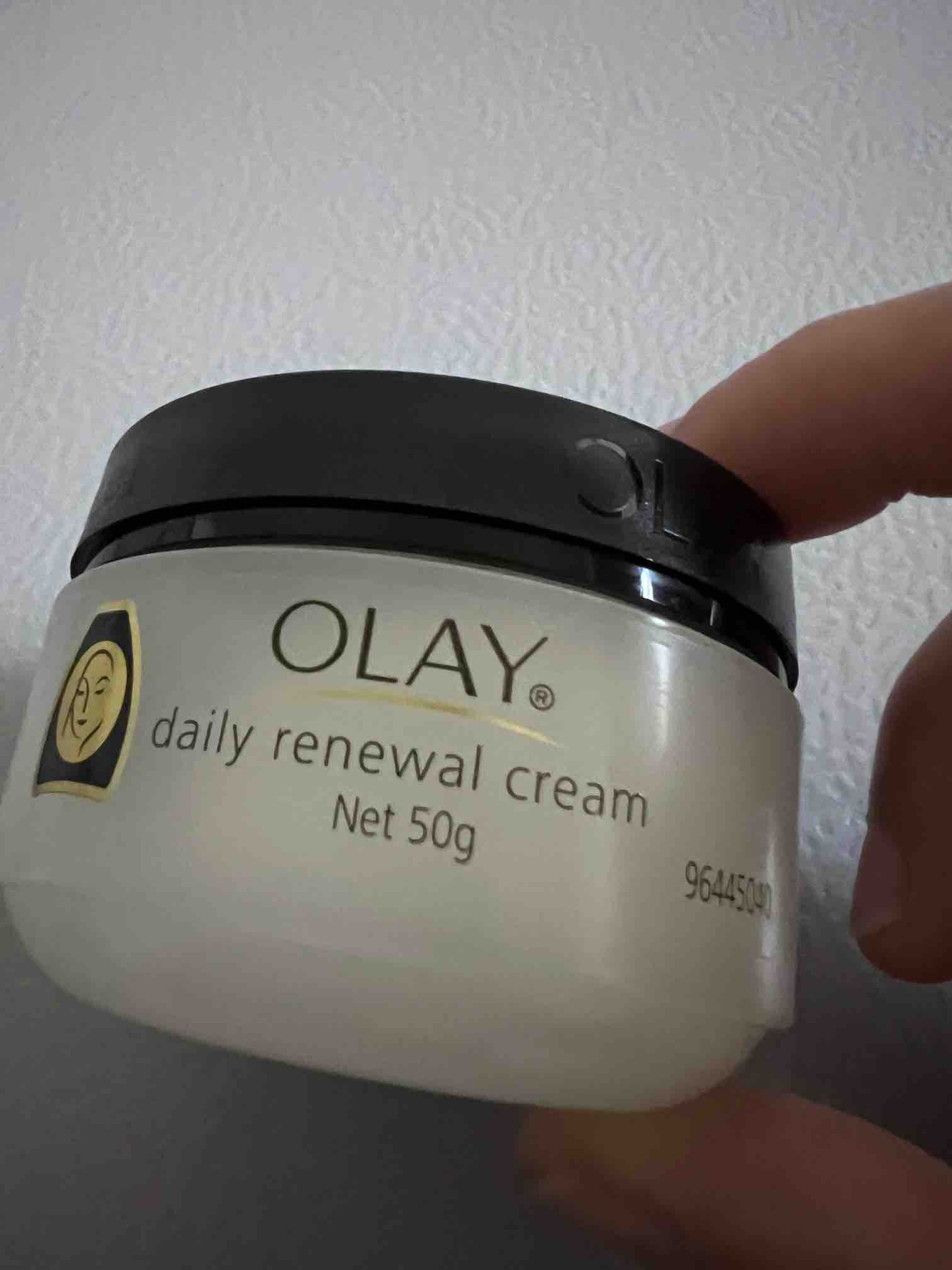 屈臣氏購入 OLAY 歐蕾 活膚精華剩下 - GC贈物網
