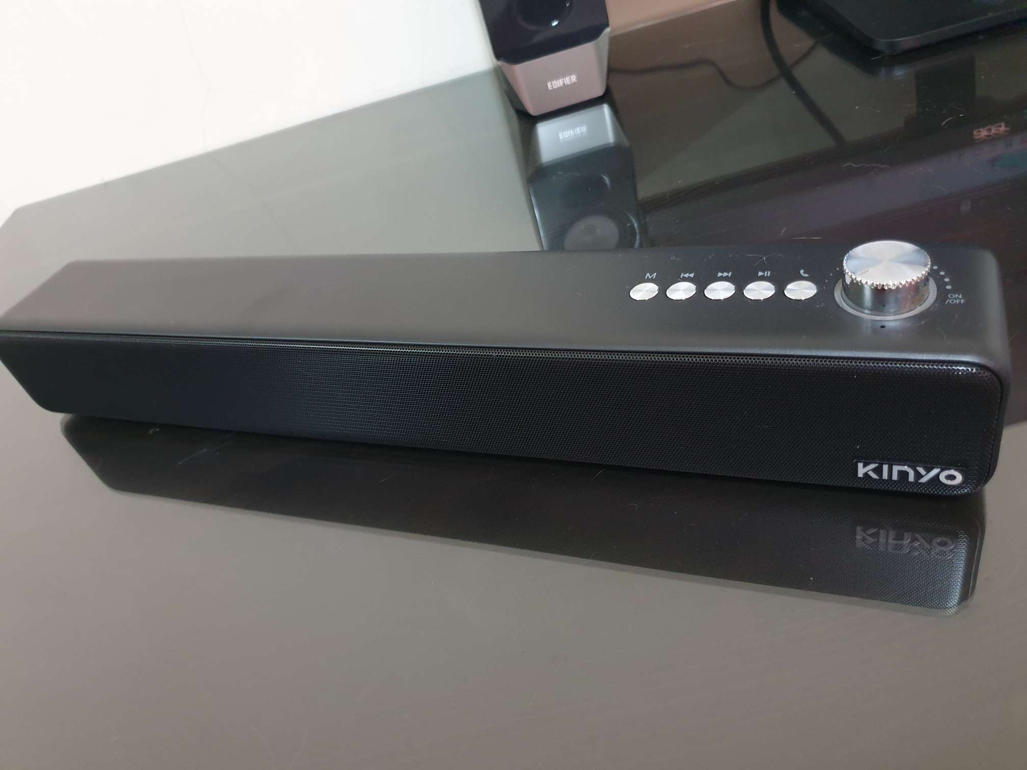 KINYO黑色藍牙音箱 - GC贈物網