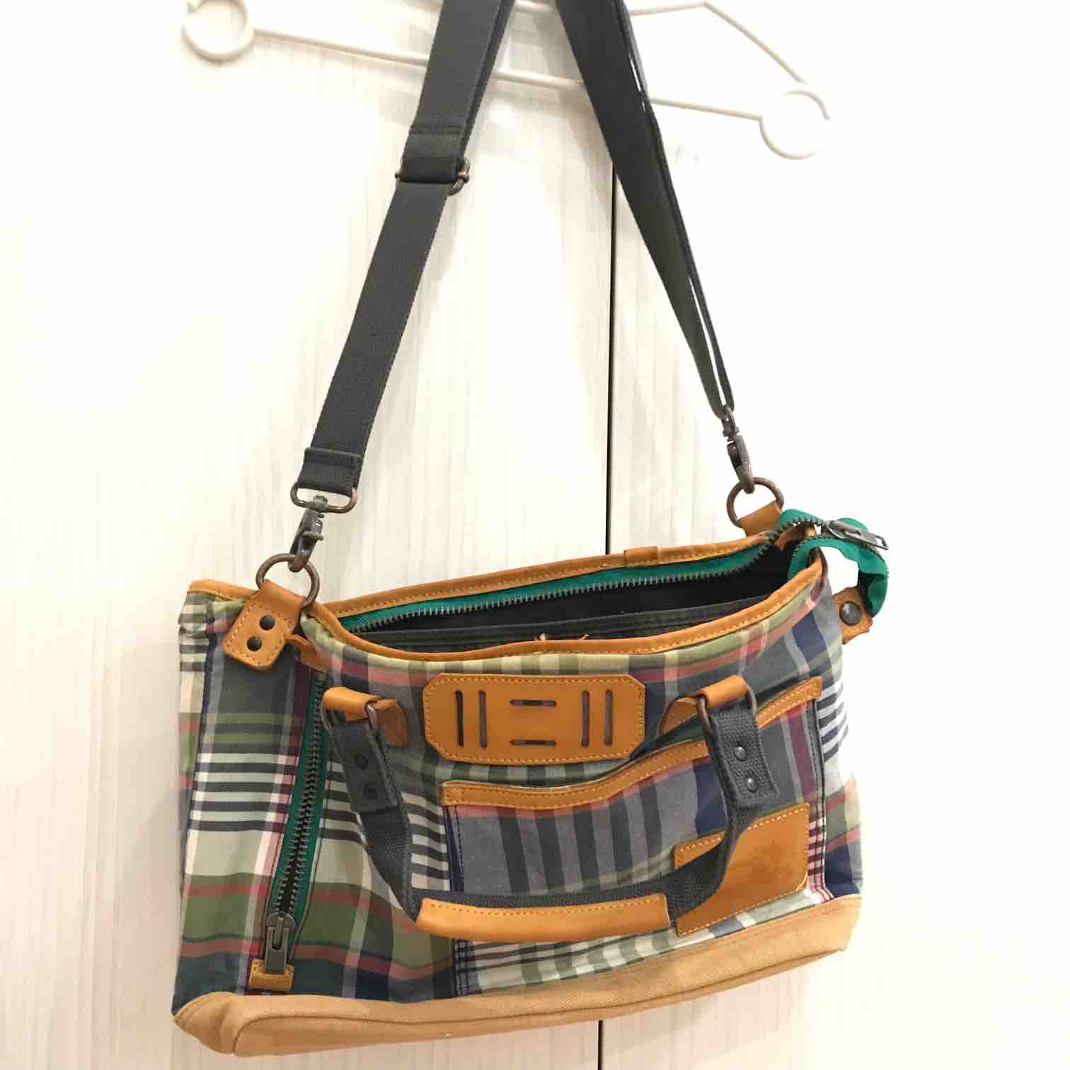 專櫃品牌筆電包🌟colorsmith - GC贈物網