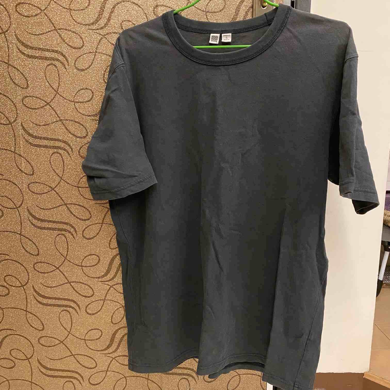 Uniqlo 男短袖上衣XL - GC贈物網