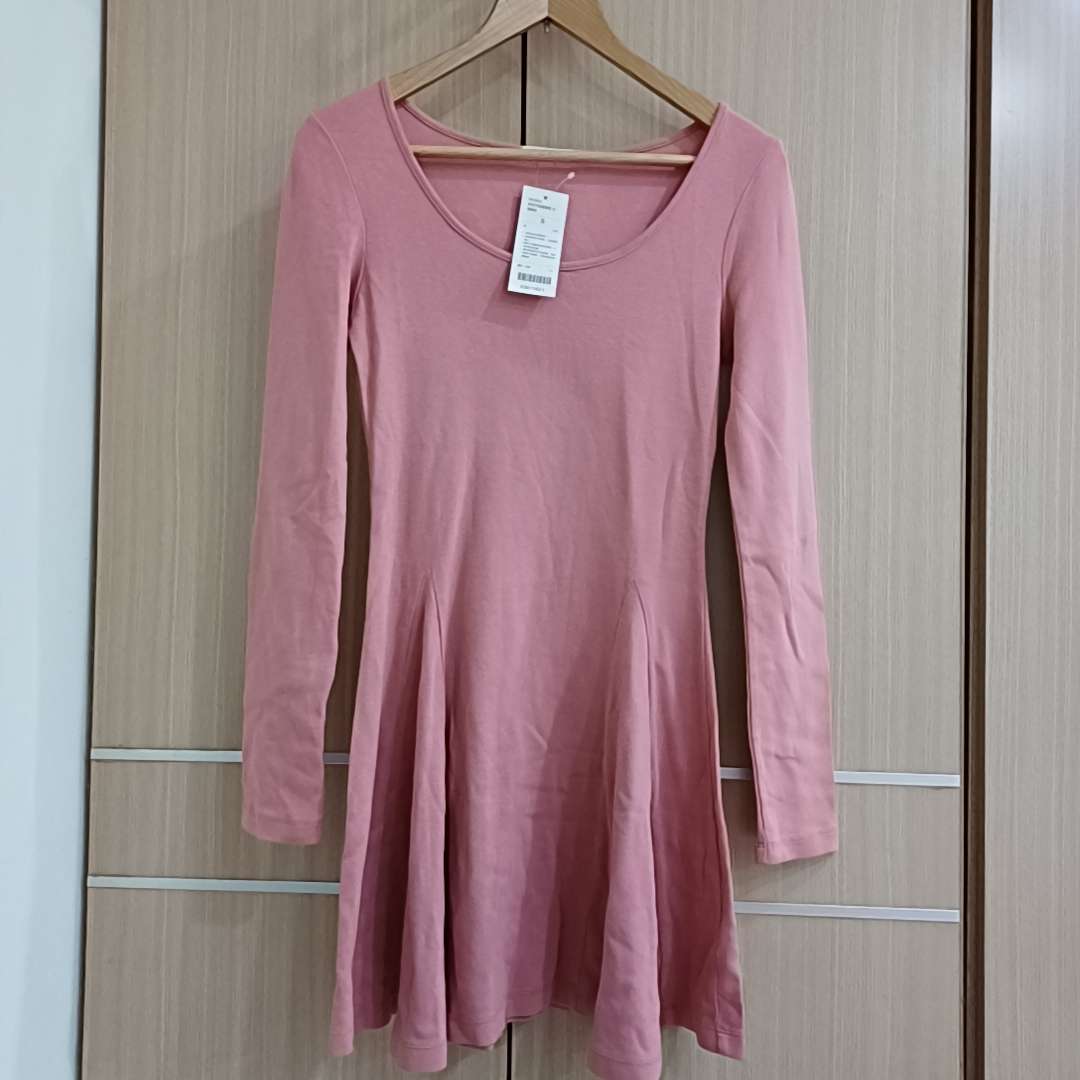 lativ長袖傘狀洋裝(久放泛黃) - GC贈物網