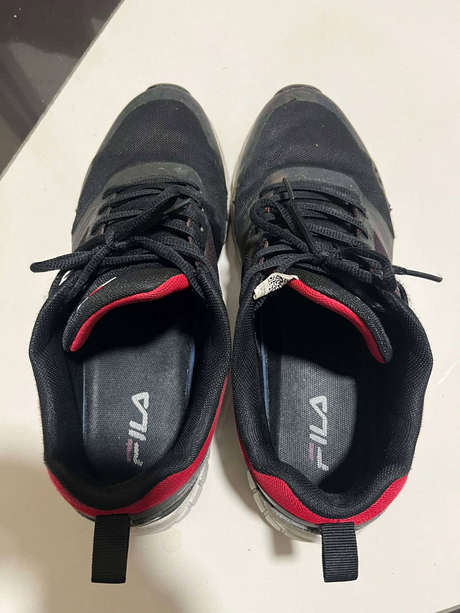 FILA運動休閒鞋 - GC贈物網