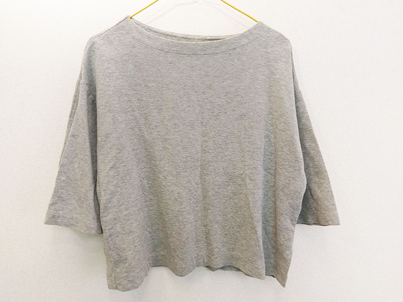 uniqlo 灰色上衣（女S） - GC代贈 - GC贈物網